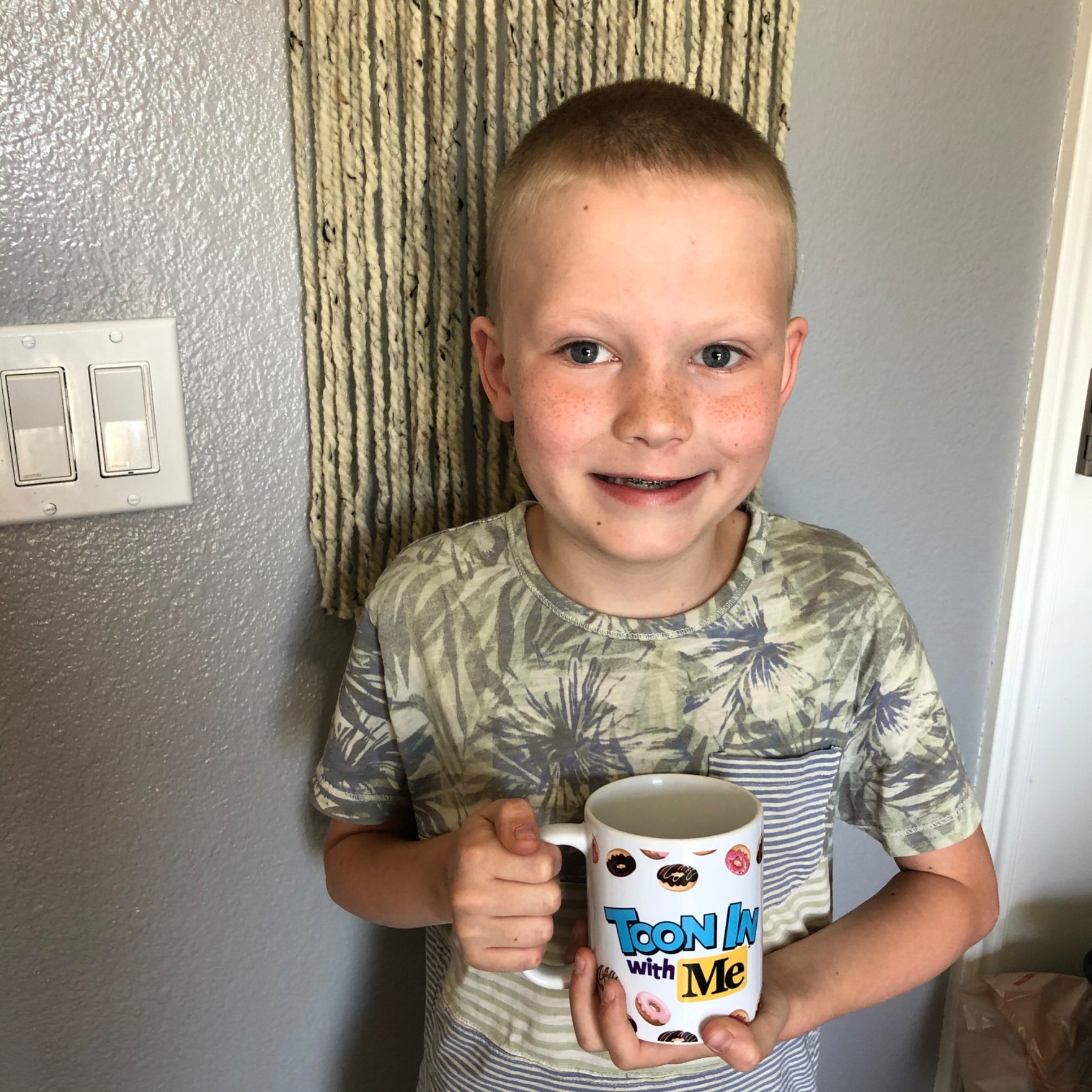 Toony the Tuna® Donut Ceramic Mug — MeTV Mall