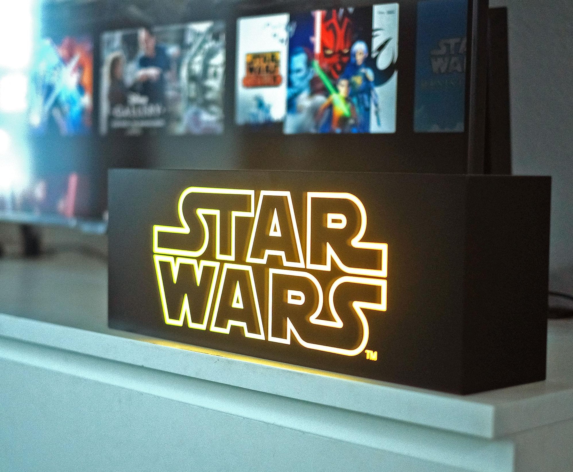 Star Wars Official Logo USB/Electric Light Box | Free Shipping — MeTV Mall