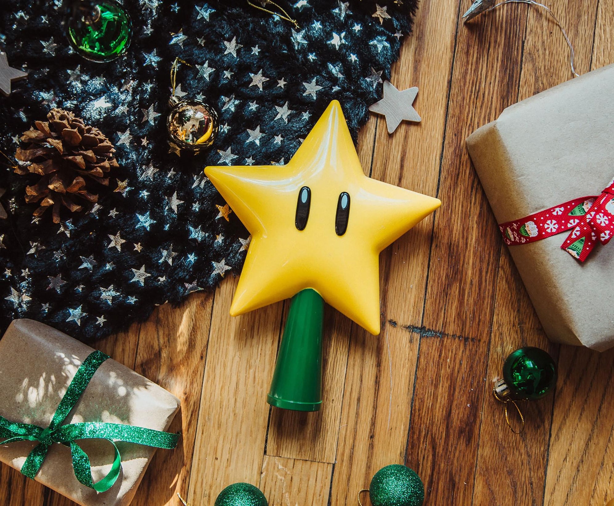 Super Mario Super Star Light-Up Tree Topper | Free Shipping — MeTV Mall