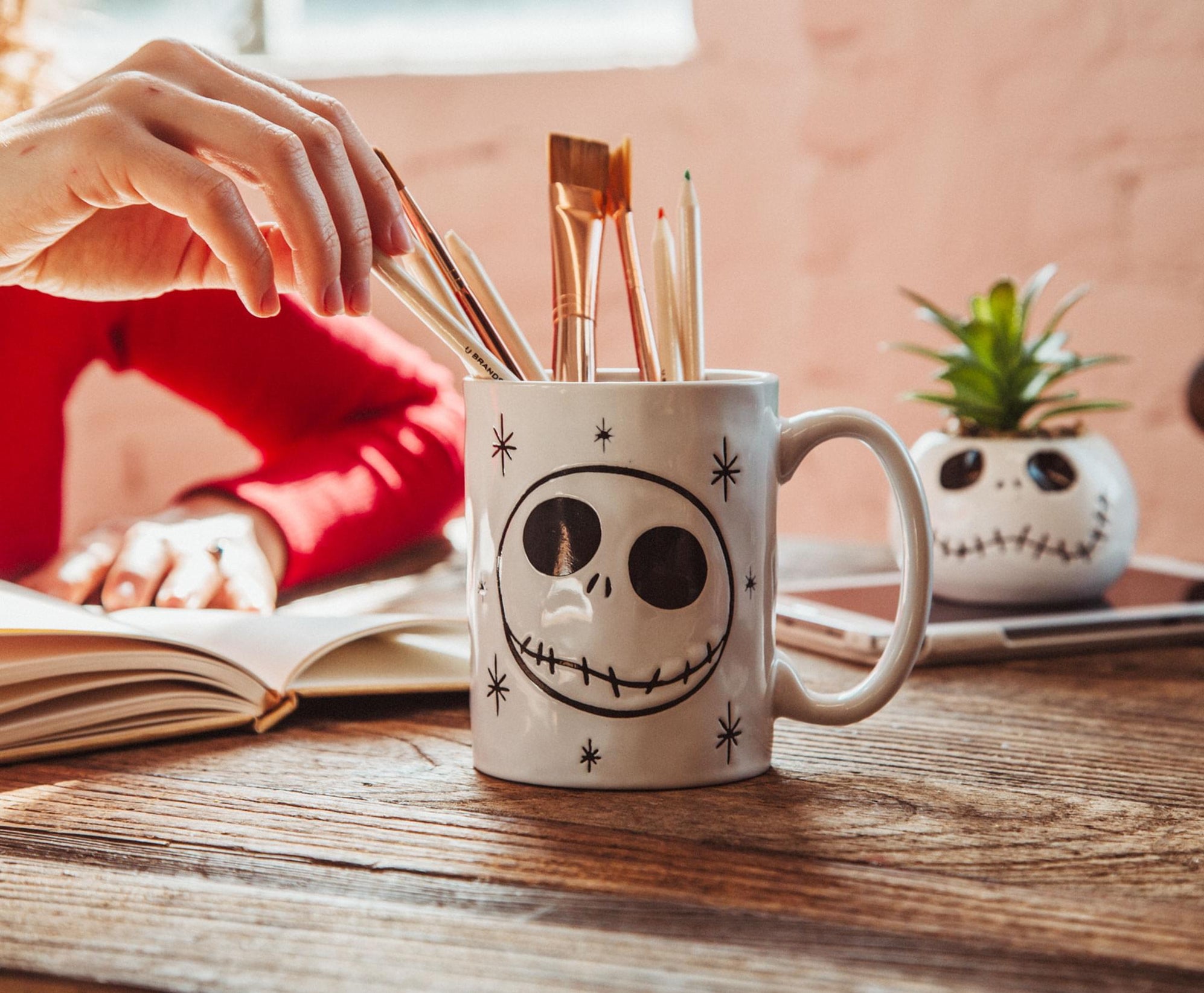 NBX Jack Face 15oz Pottery Ceramic Mug | Free Shipping — MeTV Mall