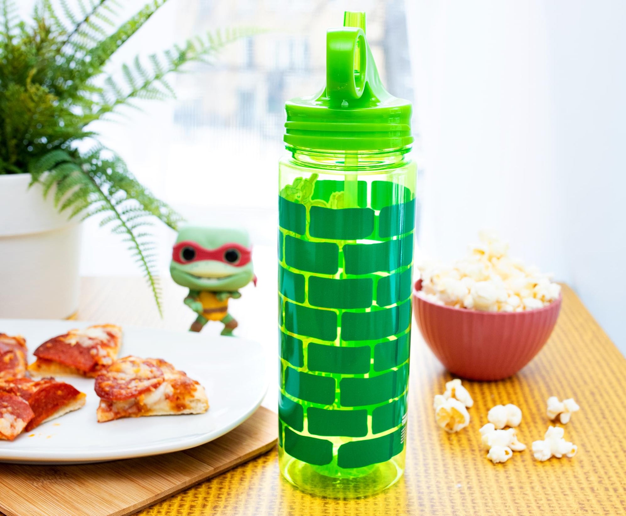 Teenage Mutant Ninja Turtles Water Bottle With Flip-Up Straw | Holds 2 ...